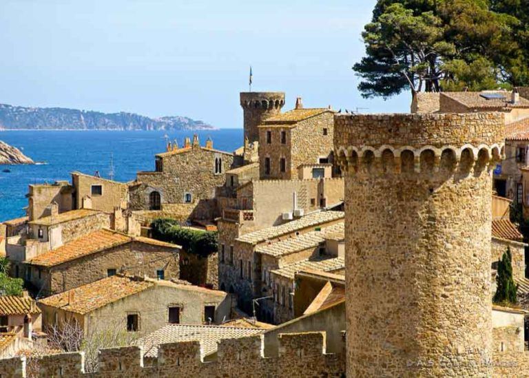 The Ultimate Guide for Visiting Tossa de Mar, Spain