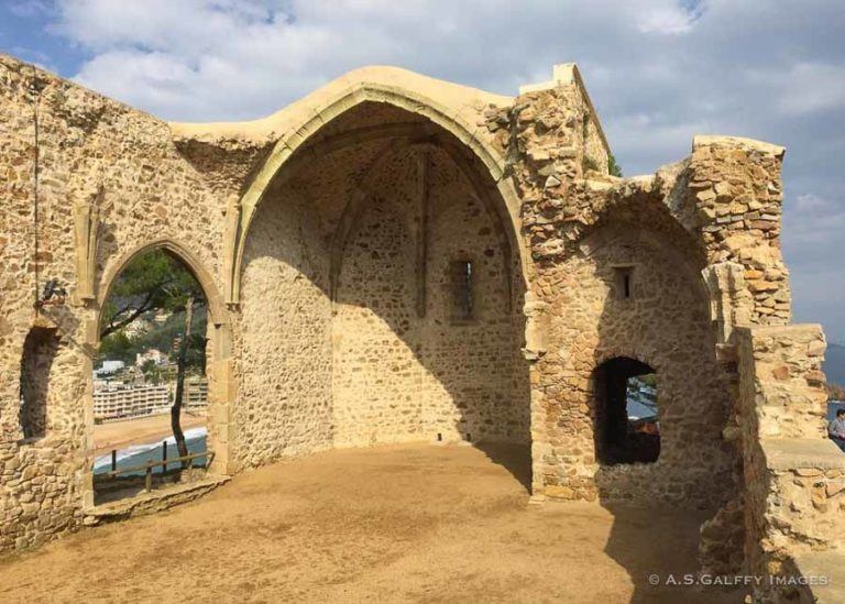 Tossa De Mar - Guide for Visiting Costa Brava's Beautiful Resort