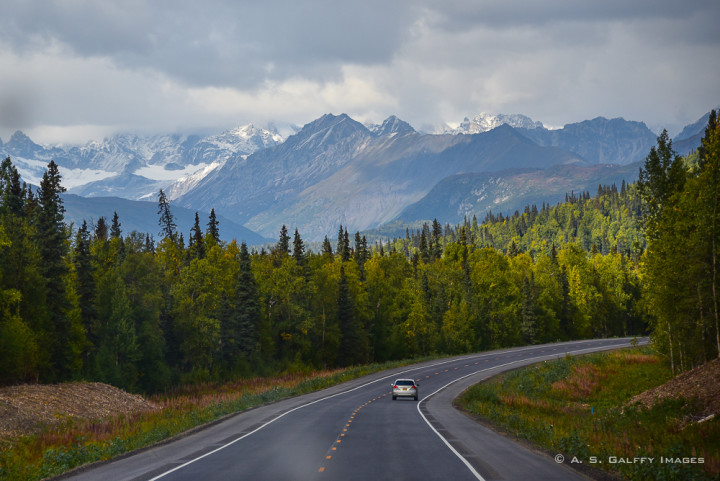 Anchorage to Denali – Driving the Spectacular Parks Highway in Alaska