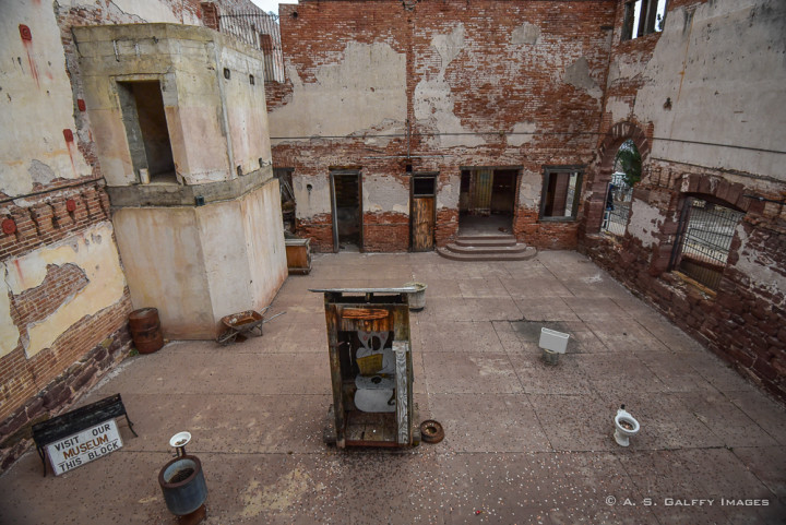 Jerome, Arizona – a Wicked Ghost Town That Refuses to 'Die'