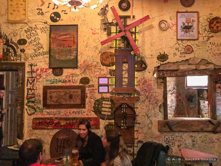 The Ruin Pubs of Budapest - a Surprising Night Out!