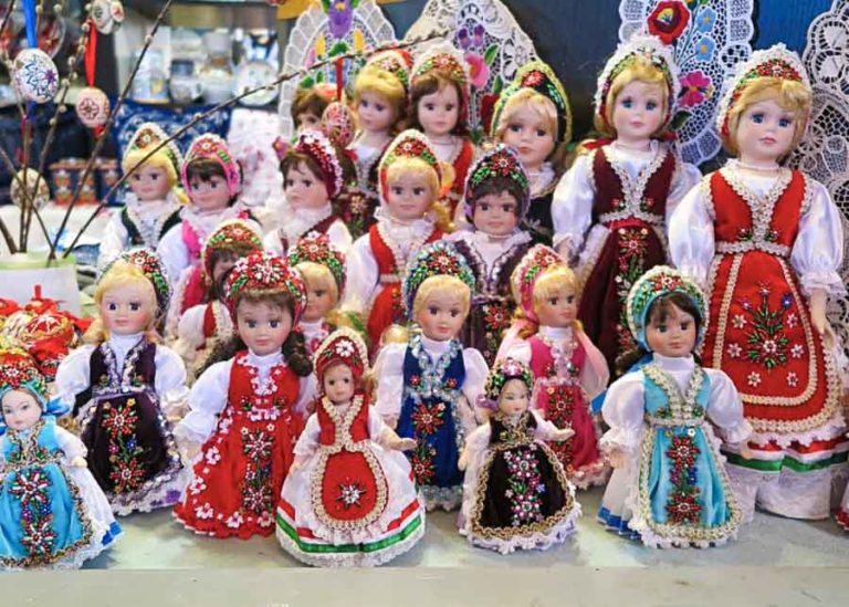 15 Best Souvenirs from Budapest: What Locals Recommend