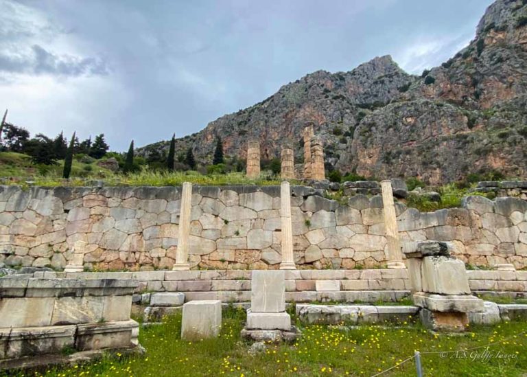 How to Visit Delphi, Greece, on a Day Trip from Athens