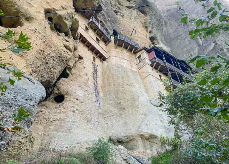 Meteora Monasteries - Guide to the Most Sacred Site of Greece